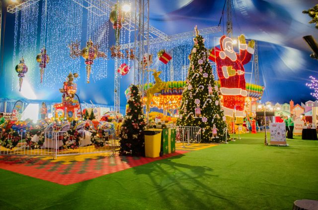 Australia's leading entertainment company - Showtime Attractions - Santa's Magical Kingdom